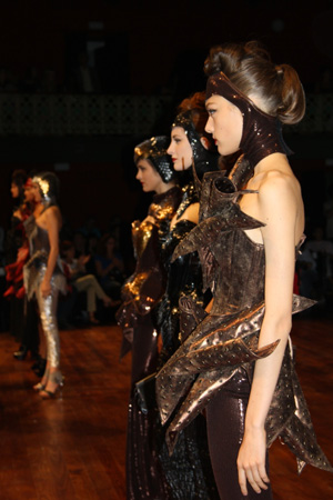 Bibian Blue presenta su nueva colección en la pasarela Moda Abierta de ...