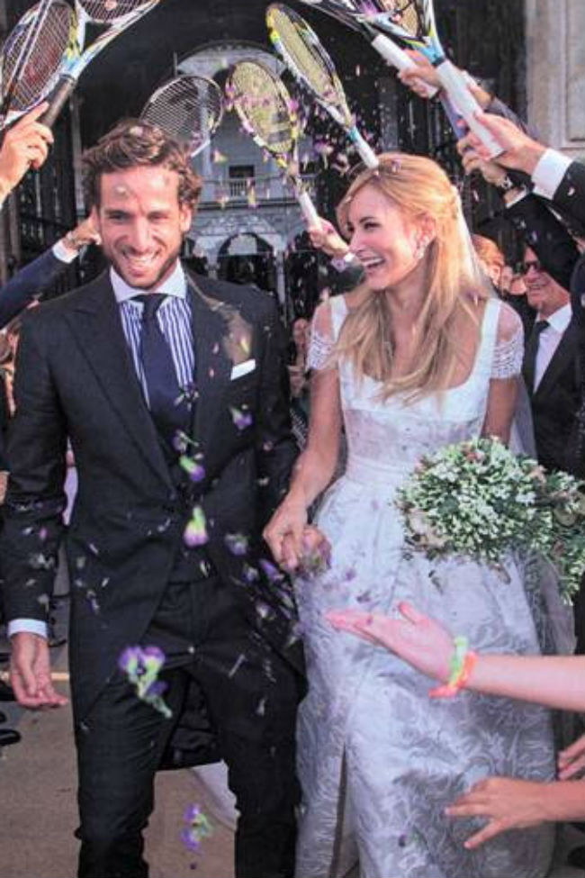 Alba Carrillo diseña junto a Úrsula Mascaró los zapatos de su boda ...